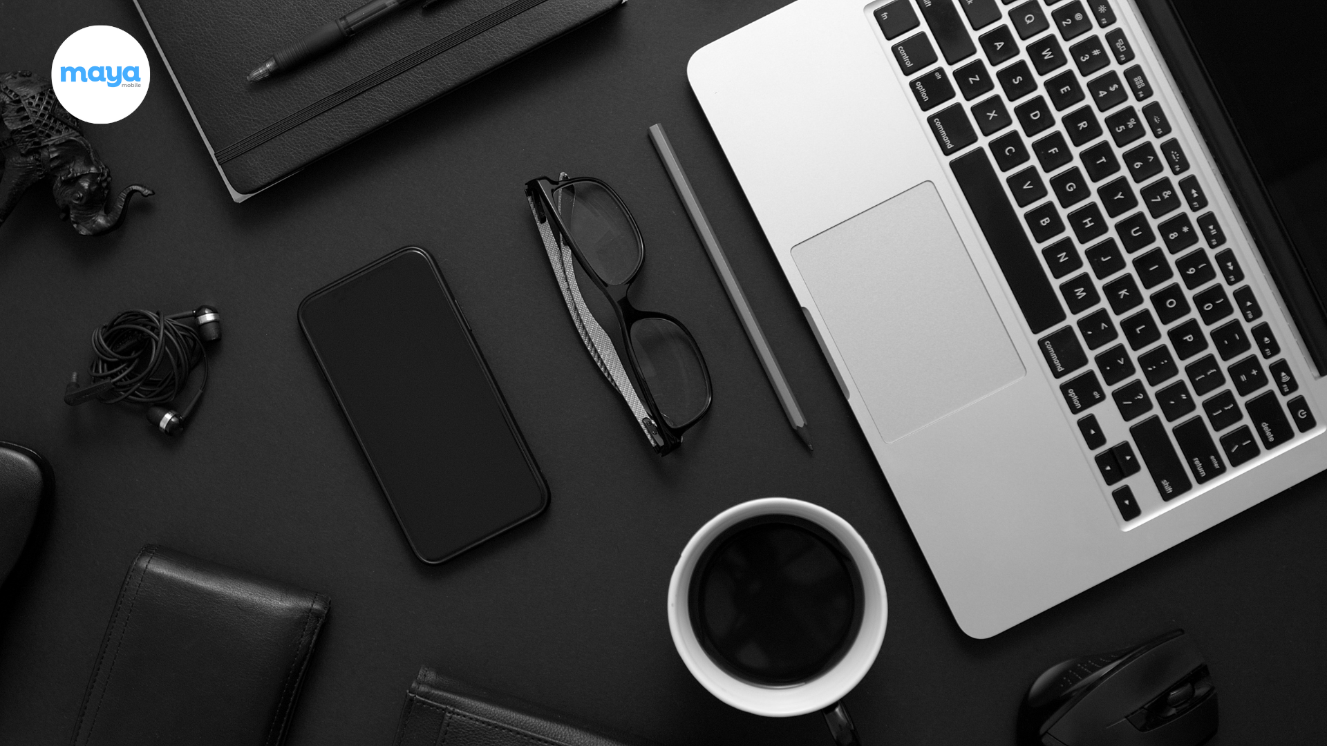 35+ Unique Travel Gadgets 2025 Every Explorer Needs to Pack